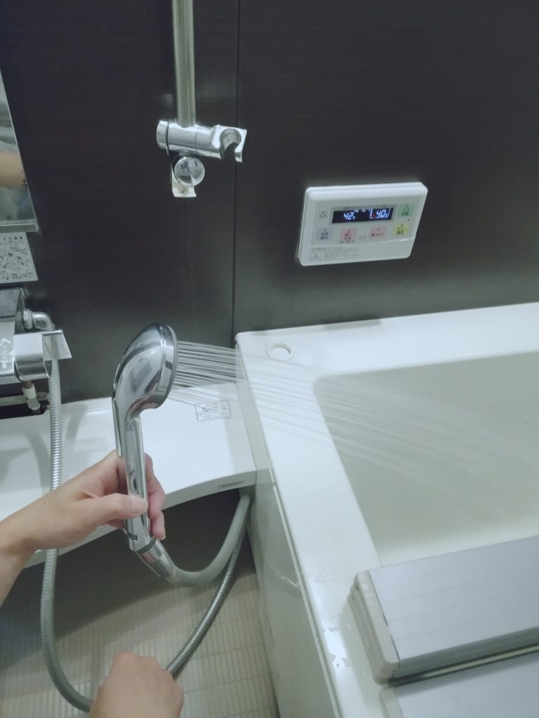 KVKソケットレス水栓｜止水切換弁ユニット（Z695A）を交換しました - 白い平屋の家を建てました